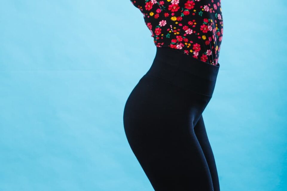 Leggings vs Stockings – Threadcurve