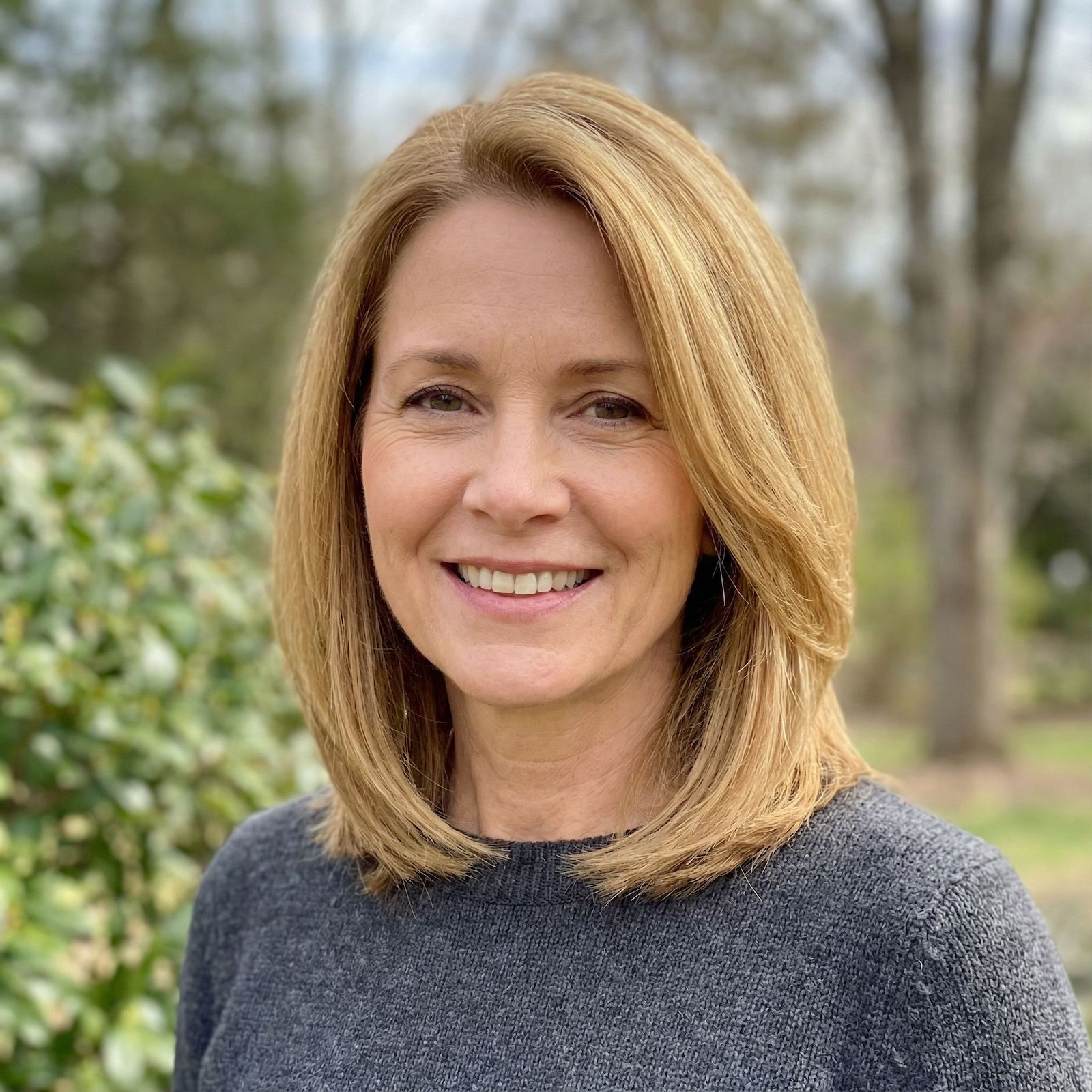 51 YO Blonde Woman Uploaded Her Image to AI and Asked to See What She ...